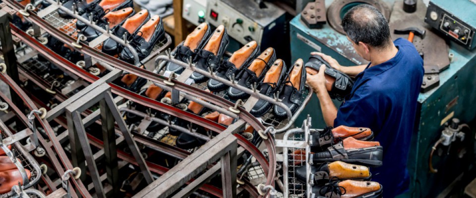 Textile & Footwear Production Machine Operator